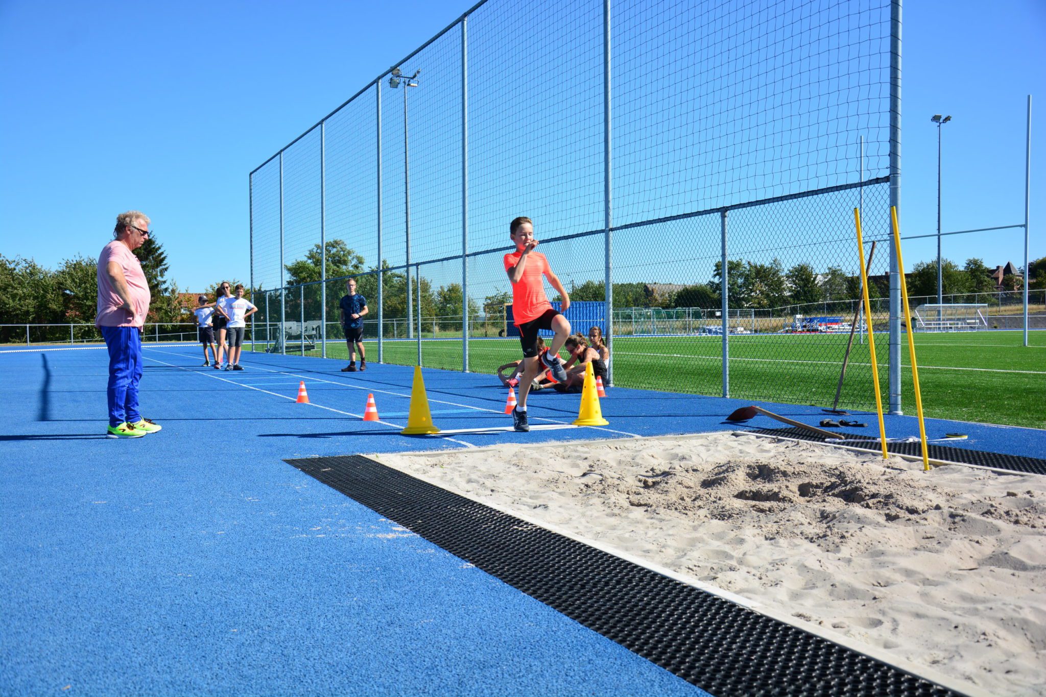 Stage d’athlétisme :Technique saut en longueur – ATHLETIC CLUB DES COLLINES
